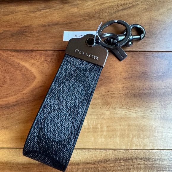 Coach | Accessories | Coach Unisex Large Loop Key Fob Ring In Signature ...